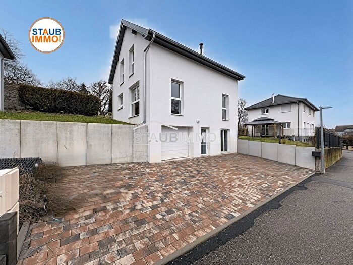 Maison à louer - Leymen - 5 pièces - 3 chambres