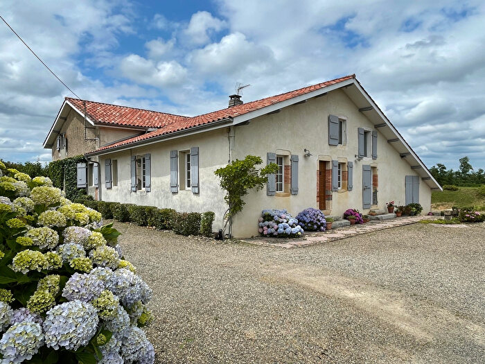 Maison à vendre - Lahosse - 6 pièces - 4 chambres