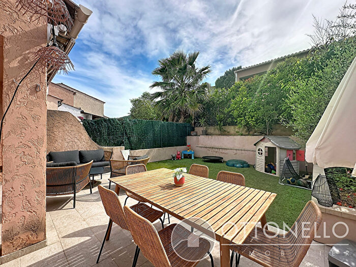 Roquebrune-sur-Argens, Village : Maison 6 pièces à vendre