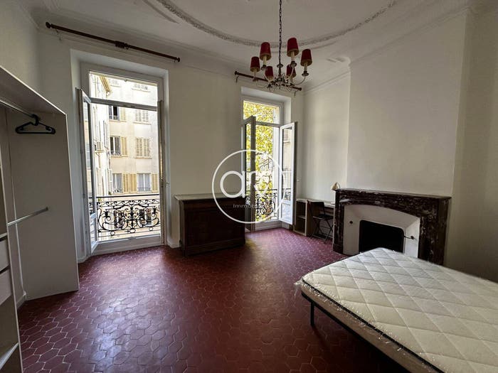 Toulon : Appartement 1 pièce à louer