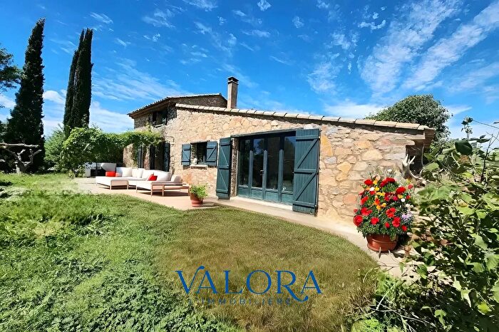 Maison à vendre - Brignoles - 7 pièces - 5 chambres