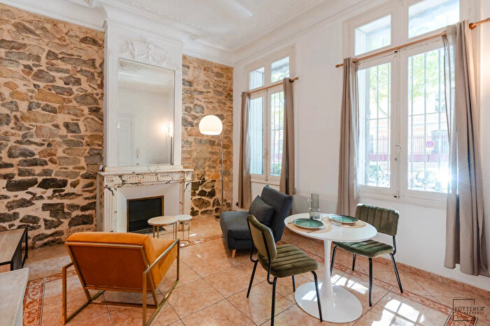 Appartement à louer - Narbonne, Cité - 2 pièces - 1 chambre