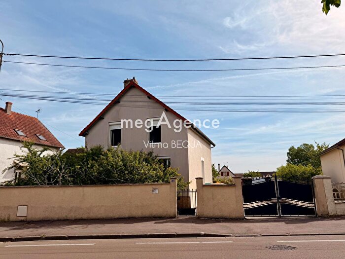 Maison 7 pièces à vendre à Sens, Sainte-Béate