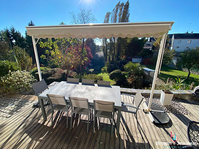 Maison à vendre - Fougères, Forairie, Cotterêts - 6 pièces - 4 chambres