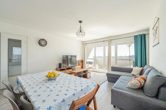 Vélizy-Villacoublay, Louvois : Appartement 3 pièces à vendre