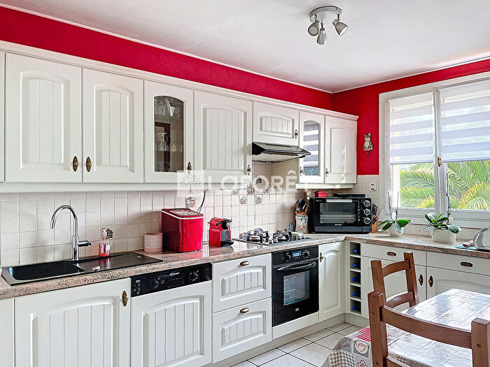 Maison à vendre - Saint-Jean-la-Poterie - 4 pièces - 3 chambres