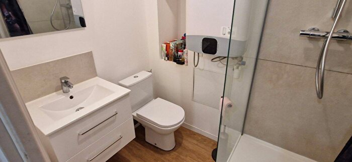 Appartement à louer - Trans-en-Provence - 1 pièce