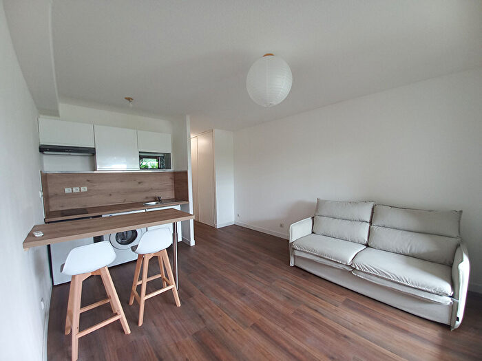 Appartement à louer - Saint-Denis, La Bretagne, Sainte-Clotilde - 1 pièce