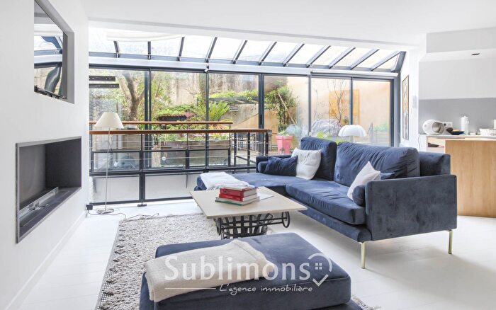 Appartement à vendre - Nantes, Centre-ville - 4 pièces - 2 chambres