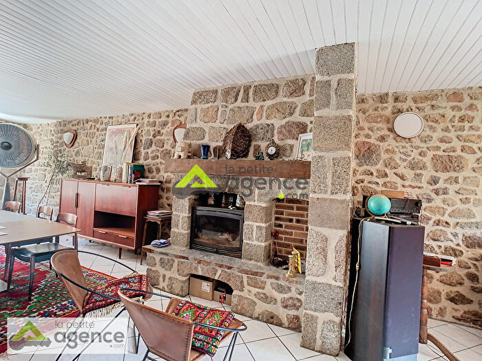 Maison à vendre - Bellegarde-en-Marche - 8 pièces - 2 chambres