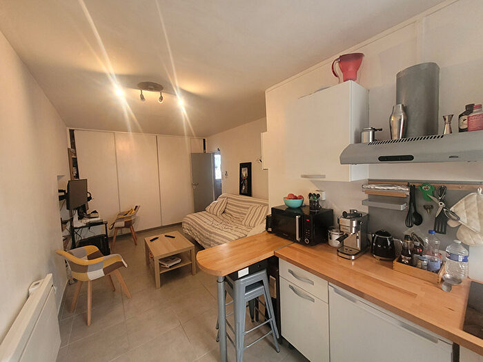 Appartement à vendre - Orléans, Bourgogne, Saint-Euverte - 1 pièce