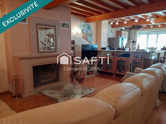 Poncin : Maison 5 pièces à vendre