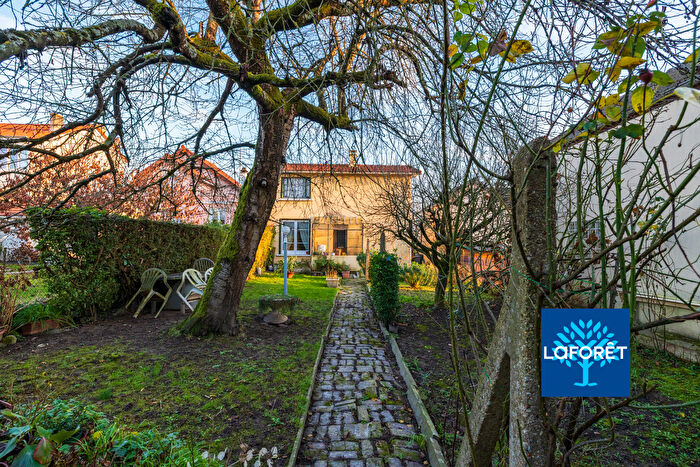 Maison à vendre - Puiseux-en-France - 5 pièces - 4 chambres