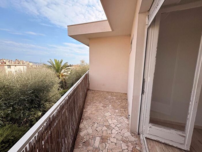 Nice, Le Ray : Appartement 2 pièces à louer