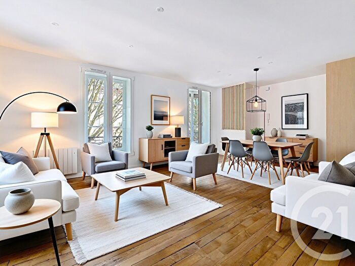 Appartement à vendre - Quartiers Centre, Colombier - 3 pièces - 2 chambres