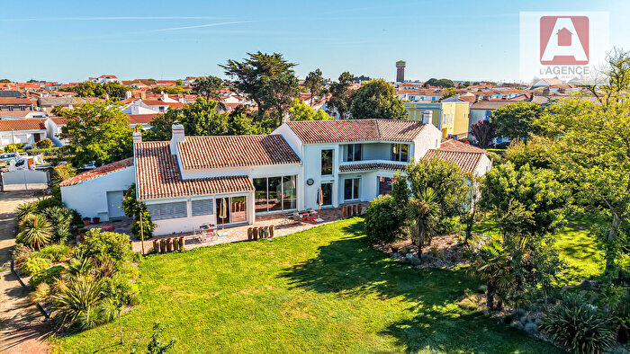 Maison 8 pièces à Saint-Gilles-Croix-de-Vie, à vendre