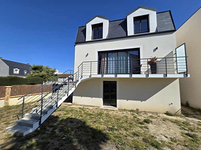 Maison à vendre - Chennevières-sur-Marne, Paris Chennevières - 7 pièces - 5 chambres