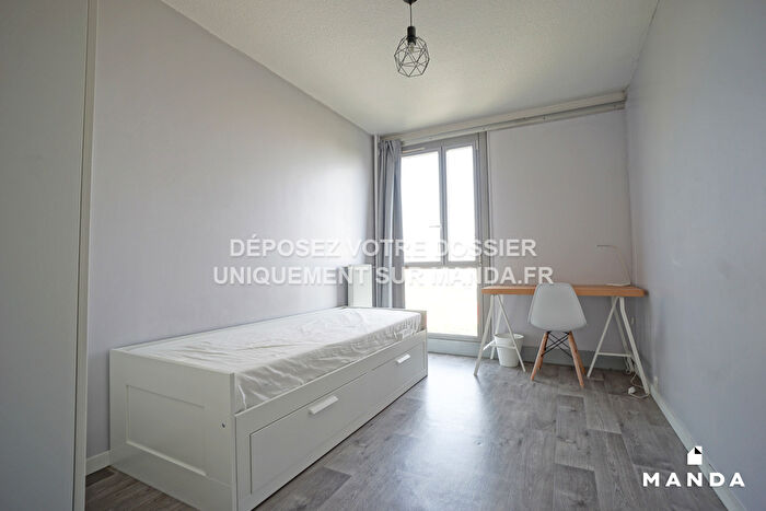 Appartement à louer - Pierrefitte-sur-Seine - 4 pièces - 3 chambres