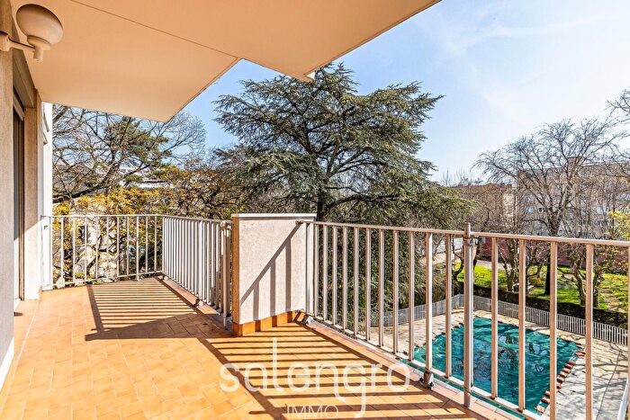 Villeurbanne, Grand Clément : Appartement 4 pièces à vendre