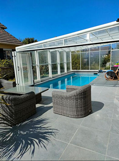 Maison à vendre - Ouistreham - 7 pièces - 3 chambres