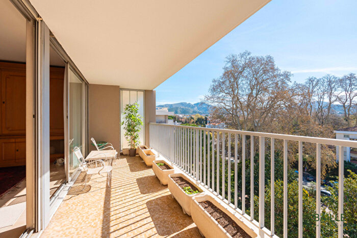 Appartement à vendre - Marseille e , Sainte-Anne - 5 pièces - 4 chambres