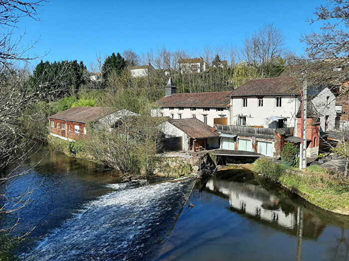 Appartement à vendre - Aixe-sur-Vienne - 3 pièces - 2 chambres