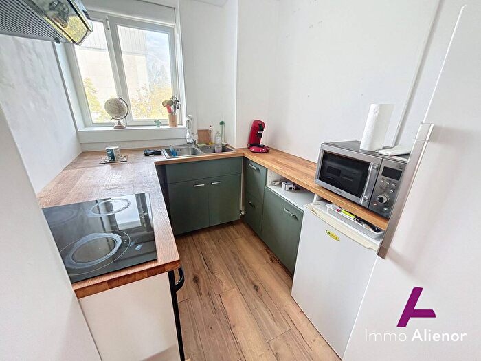 Appartement à louer - Mérignac - 3 pièces - 2 chambres