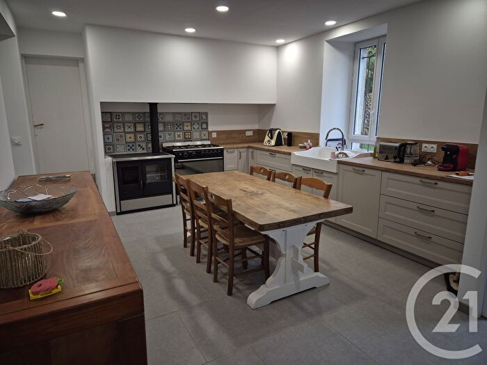 Maison à louer - Generville - 6 pièces - 3 chambres