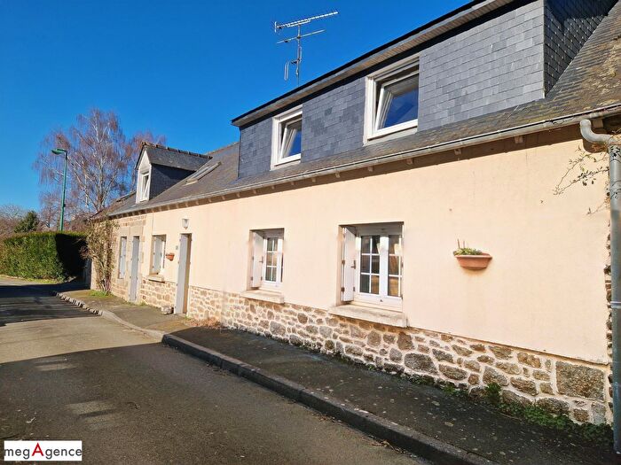 Maison à vendre - Bréhand - 4 pièces - 3 chambres