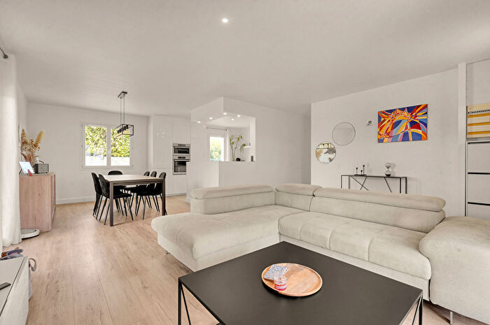 Maison 4 pièces à vendre - Saint-Geniès-Bellevue