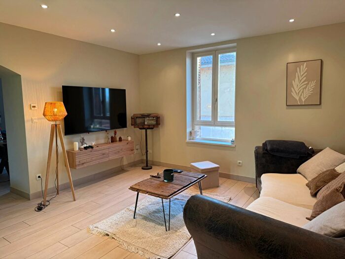 Appartement 4 pièces à Montrond-les-Bains, à vendre