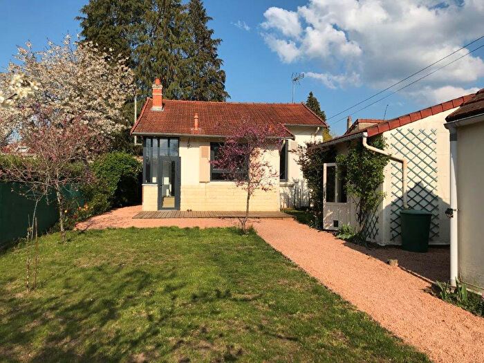 Maison 3 pièces à louer à Moulins, Gâteaux, Clos de Bourgogne