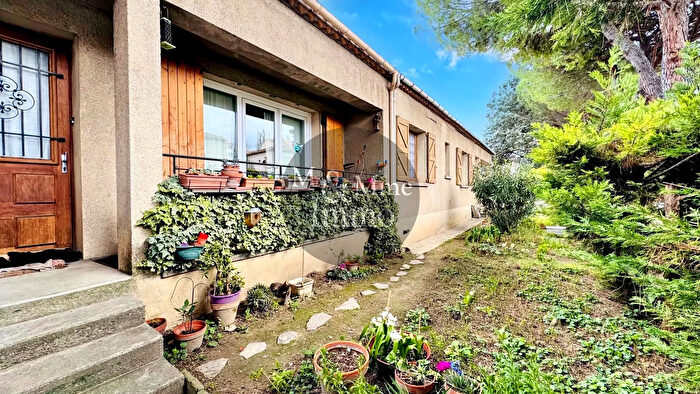 Maison à vendre - Manosque, Collines du Sud - 8 pièces - 6 chambres