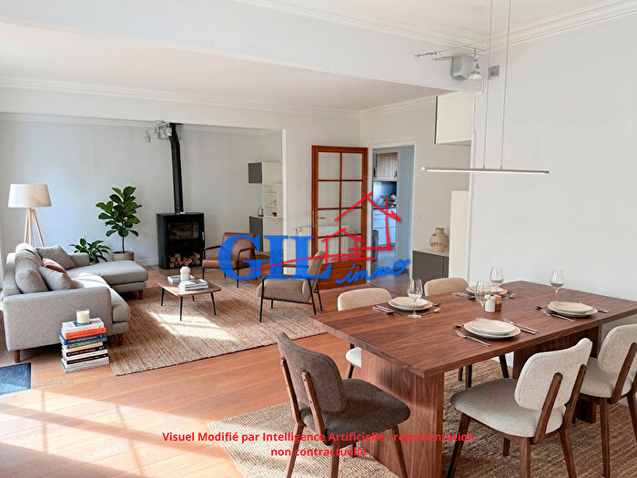 Vert-Saint-Denis - Maison 9 pièces à vendre
