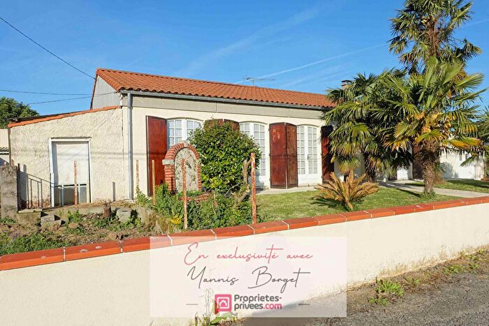 Chavagnes-en-Paillers : Maison 7 pièces à vendre
