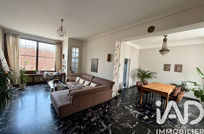 Lieu-Saint-Amand : Maison 8 pièces à vendre
