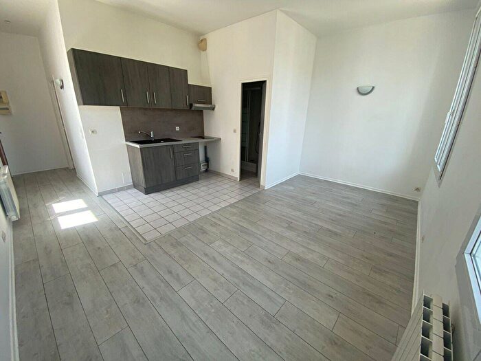 Cocheris, Sainte-Geneviève-des-Bois - Appartement 2 pièces à louer