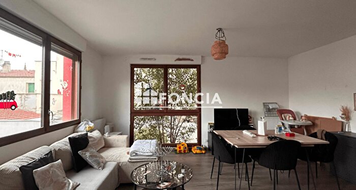 Appartement à vendre - Aubervilliers, Landy-Plaine, Marcreus, Pressensé - 3 pièces - 2 chambres