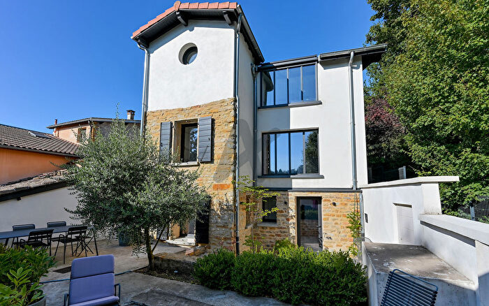 Maison 5 pièces à Saint-Didier-au-Mont-d'Or, à vendre
