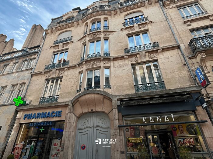 Appartement à vendre - Besançon, Boucle, Chapelle des Buis - 4 pièces - 2 chambres