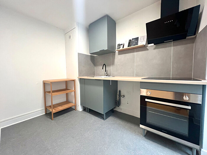 Appartement à louer - Aurillac, Centre-ville - 2 pièces - 1 chambre