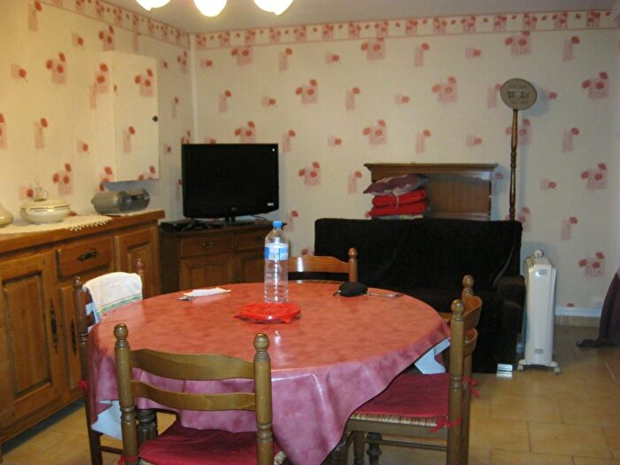 Maison à vendre - Marques - 10 pièces - 4 chambres