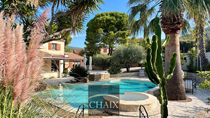 Maison à vendre - Ceyreste - 6 pièces - 4 chambres