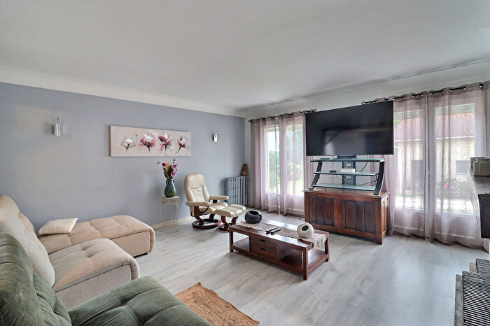 Montsoué - Maison 7 pièces à vendre