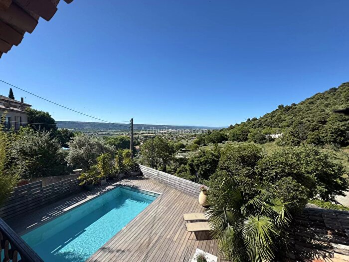 Maison à vendre - Villeneuve - 9 pièces - 8 chambres