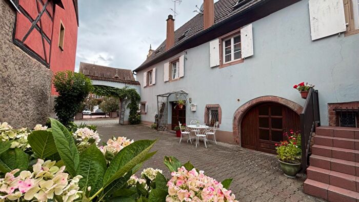 Maison à vendre - Turckheim - 6 pièces - 4 chambres