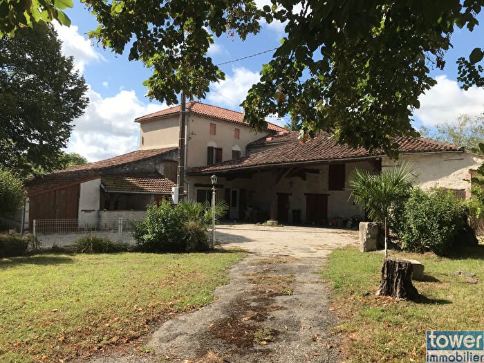 Maison 5 pièces à vendre à Saint-Pierre-de-Clairac
