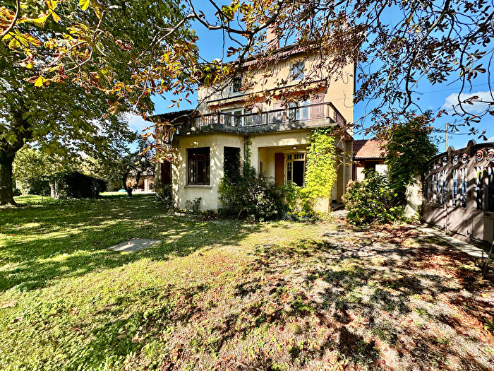 Maison à vendre - Annonay, Centre-ville - 7 pièces - 6 chambres