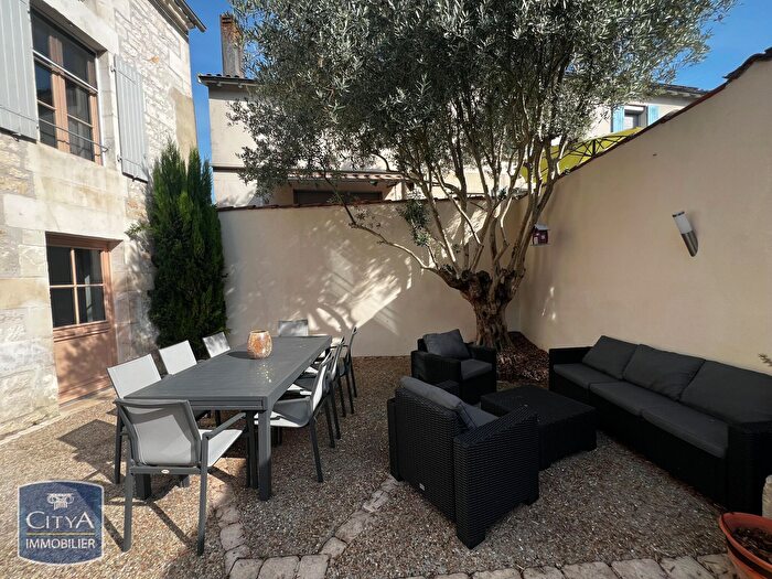 Taillebourg - Maison 6 pièces à vendre