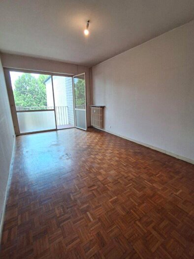 Appartement 4 pièces à Ouest, Le Péage-de-Roussillon, à louer
